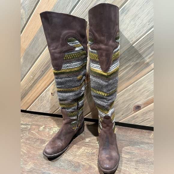 Freebird by Steven | Shoes | Euc Freebird Cabal Brown Leather Gold Southwestern Fabric Otk ...